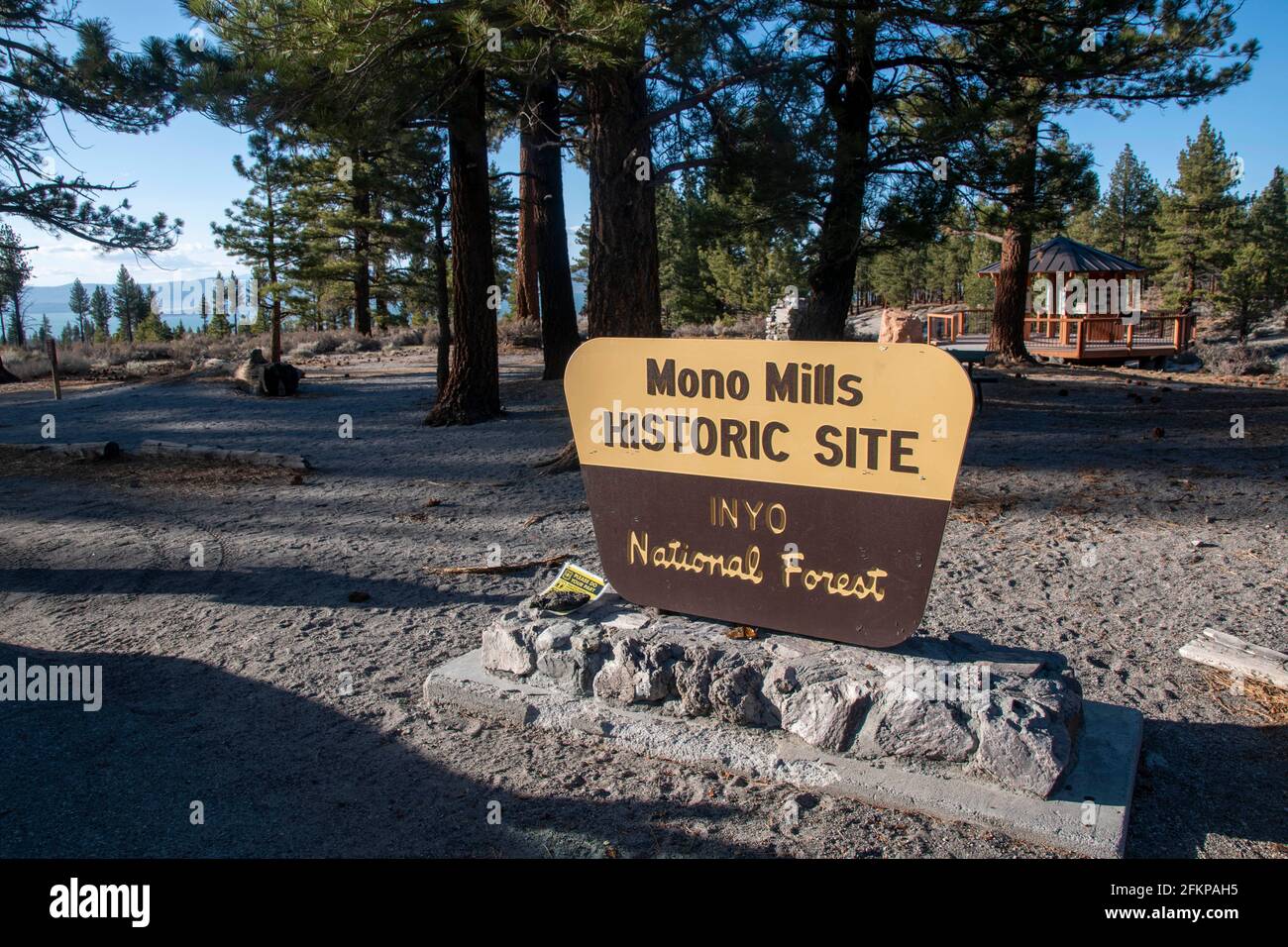 Mono mills hi-res stock photography and images - Alamy