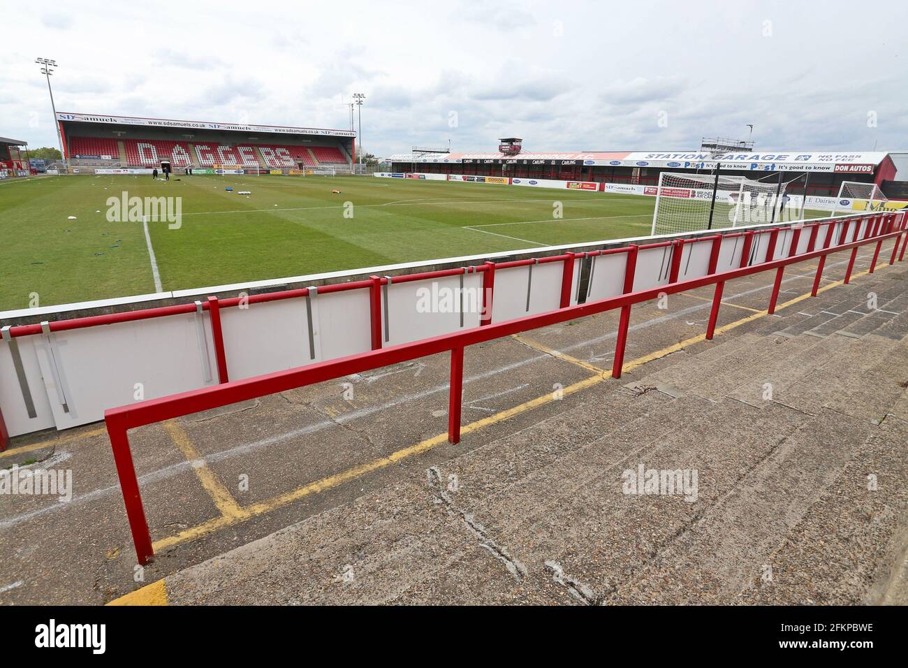 Chigwell construction stadium hi-res stock photography and images - Alamy