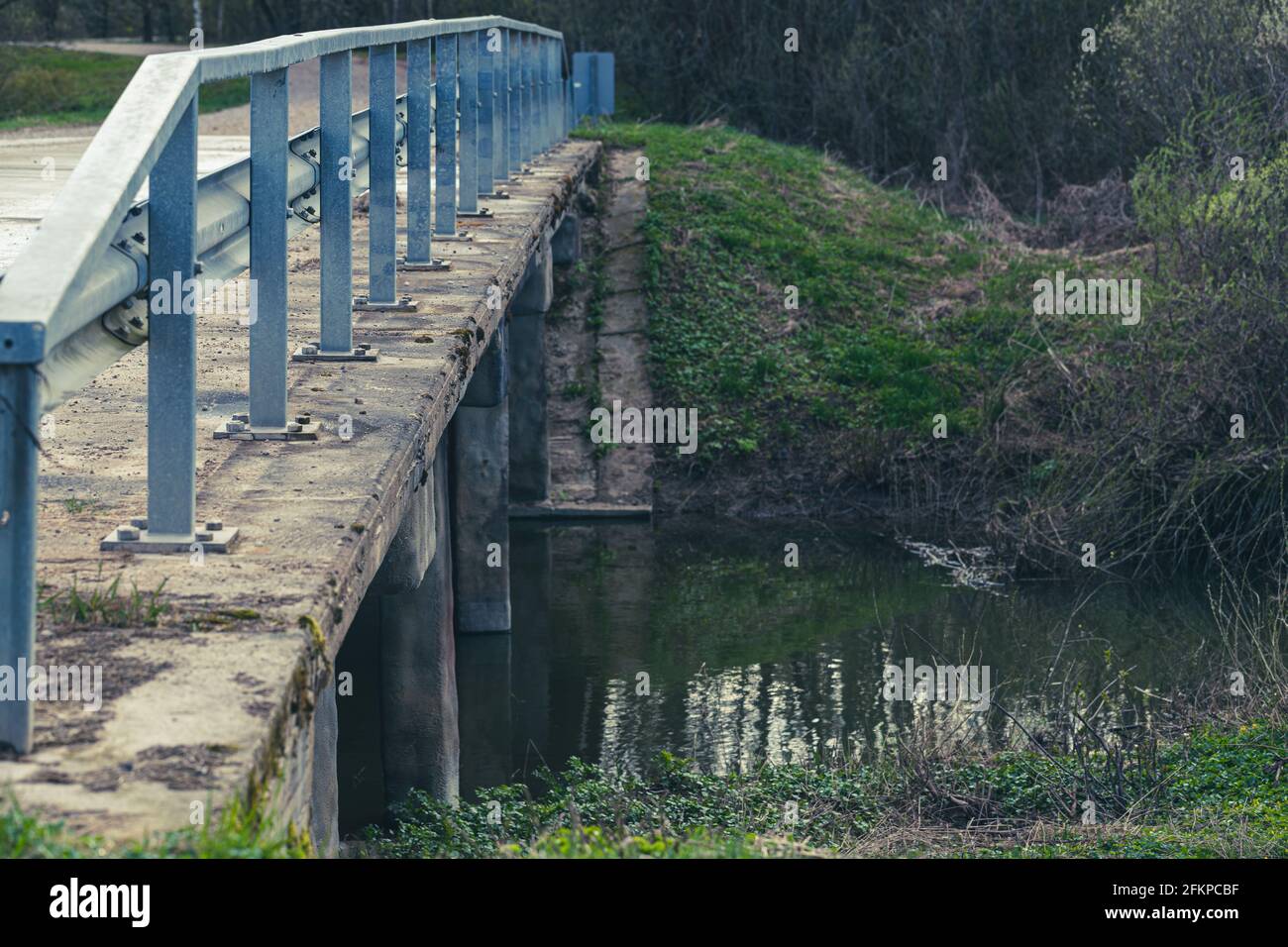 concrete bridge over the river Stock Photo - Alamy