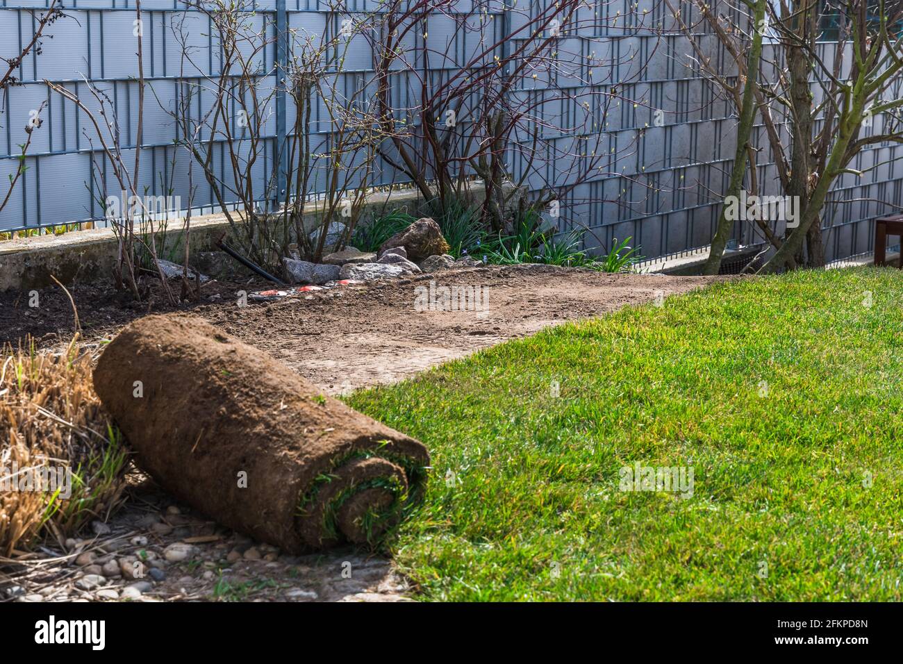 Turf installation hi-res stock photography and images - Alamy