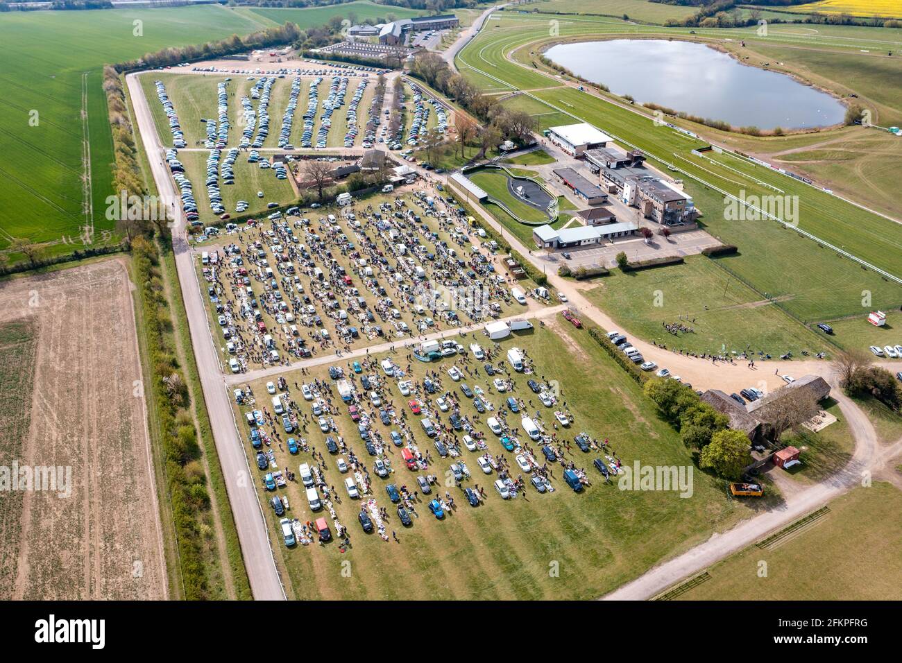 Huntingdon racecourse hi-res stock photography and images - Alamy