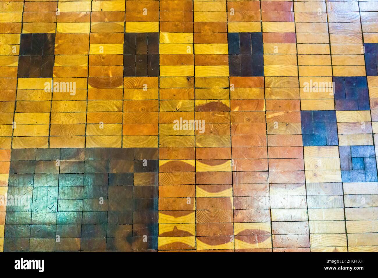 Inlaid wooden floor hi-res stock photography and images - Alamy