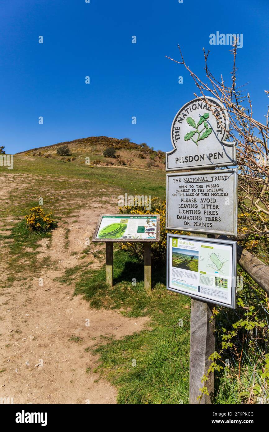 Iron age hill fort hi-res stock photography and images - Alamy