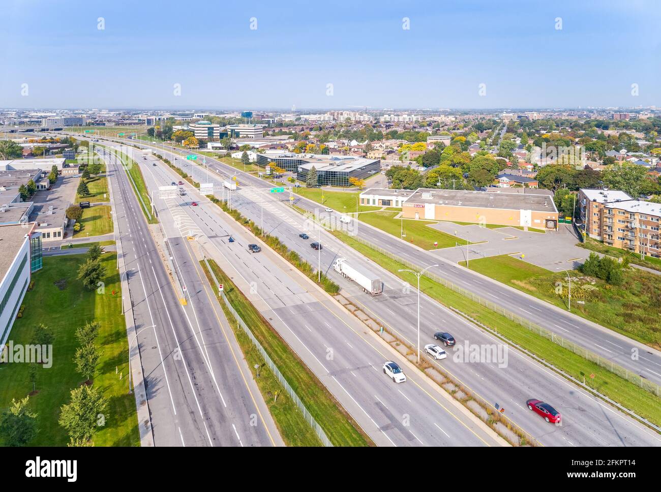 Traffic cars highway montreal hi-res stock photography and images - Alamy