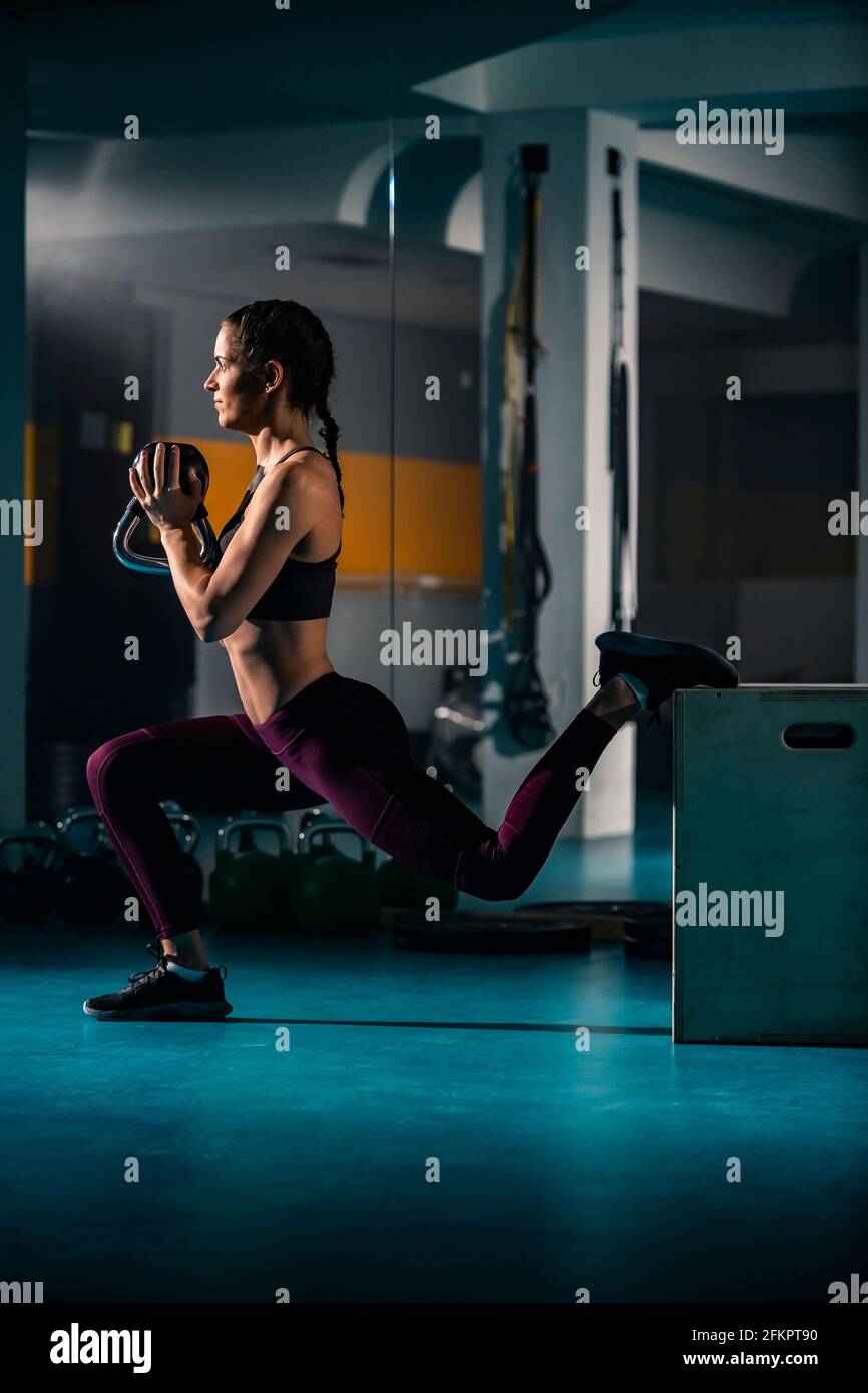 Women doing a split hi-res stock photography and images - Alamy