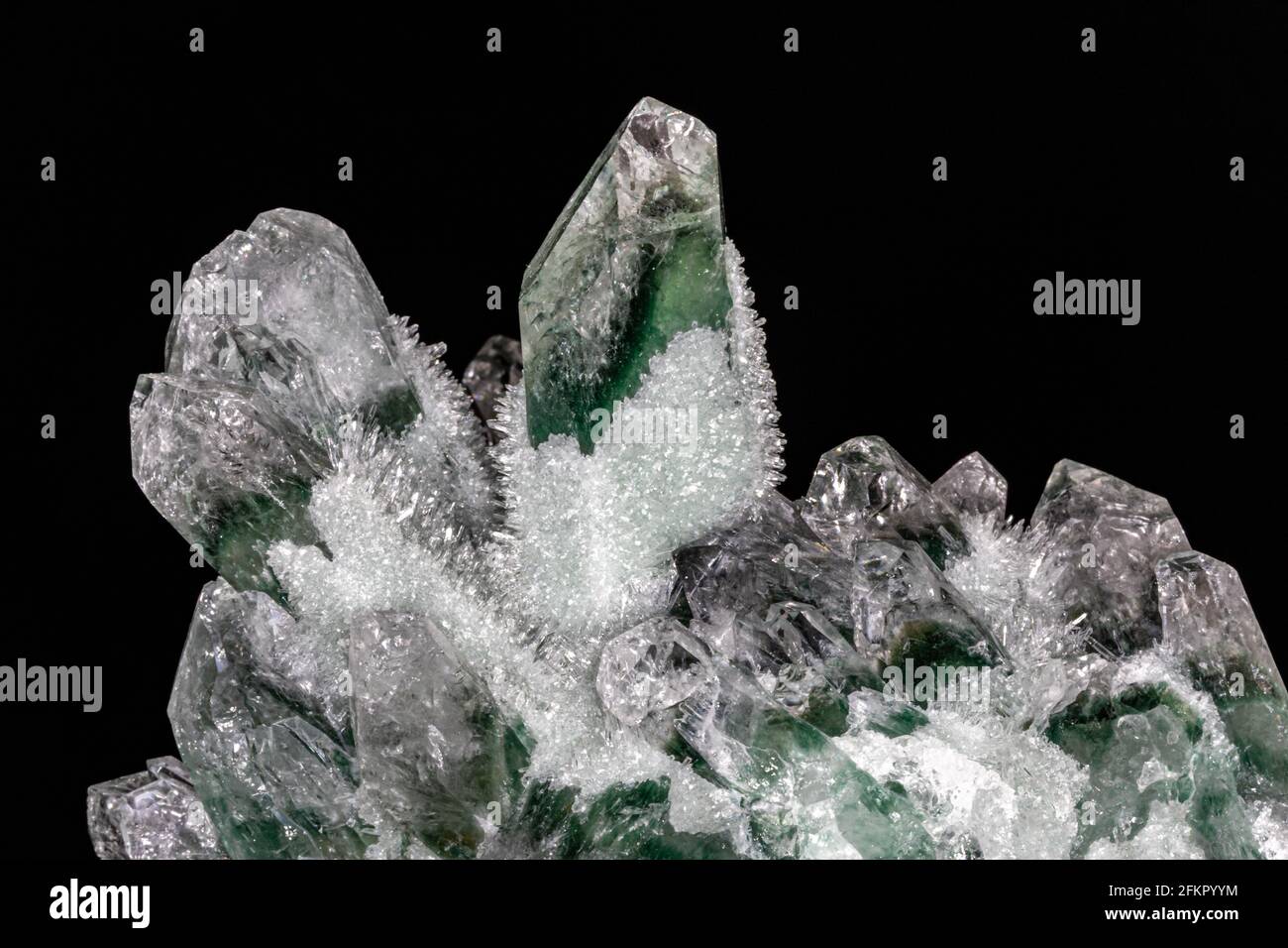 Green translucent stone hi-res stock photography and images - Alamy