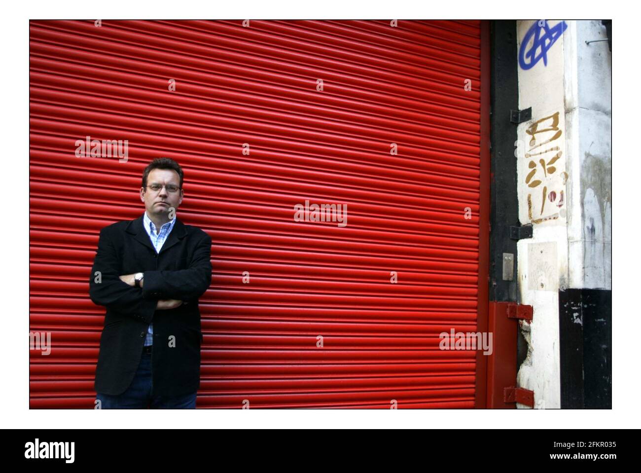Mark Curtis in London.pic David Sandison 26/10/2004 Stock Photo - Alamy