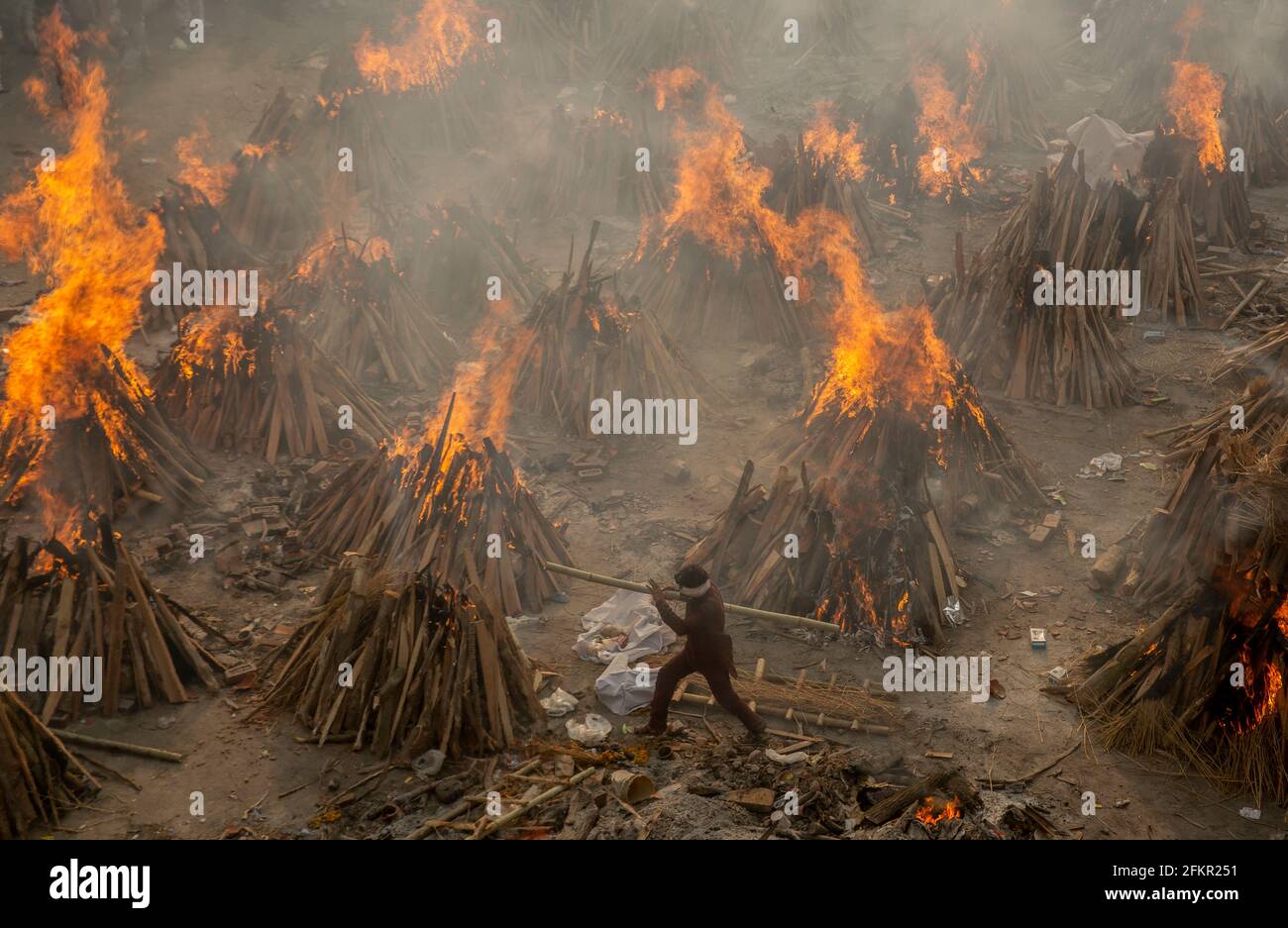 Massive spike hi-res stock photography and images - Alamy