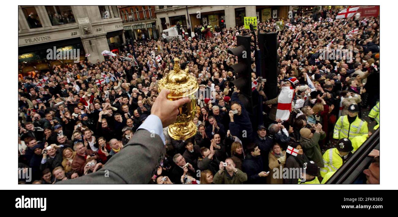 The England World Champion squad on their VICTORY parade through the ...