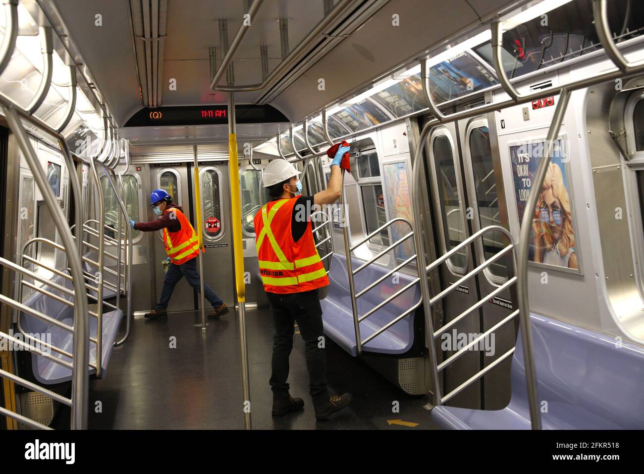 New York - NY - 20200526 - MTA Subway car cleaners pictured doing their ...