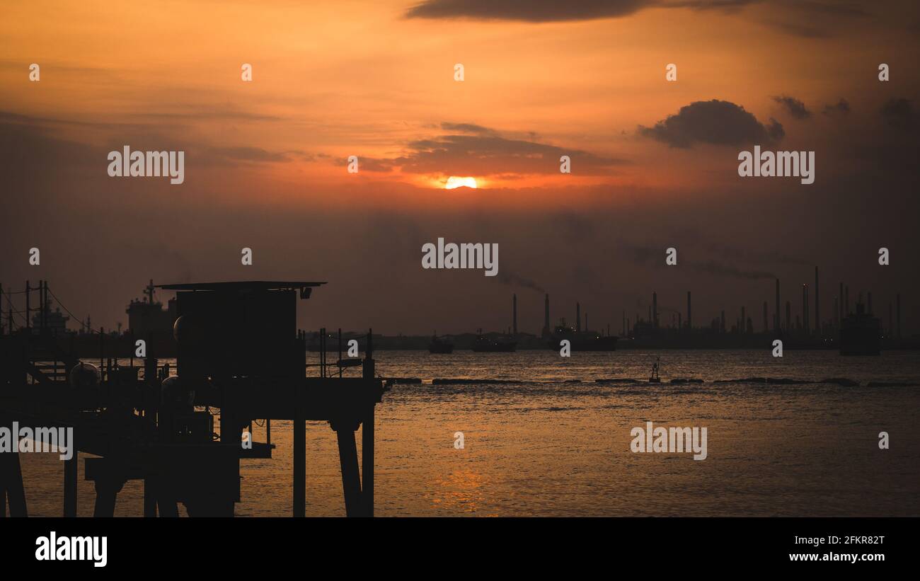 The sunset view from the Sentosa island, Singapore Stock Photo - Alamy