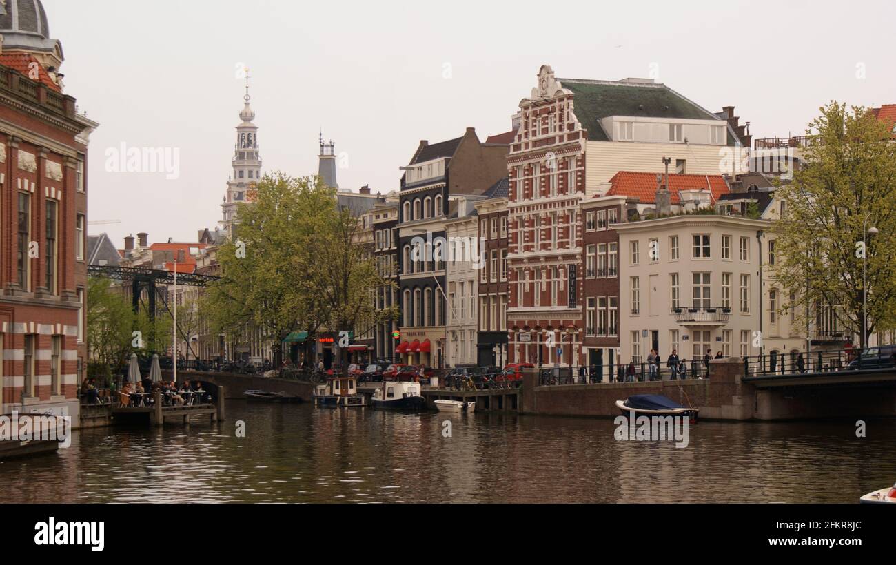 Three arch bridge hi-res stock photography and images - Alamy