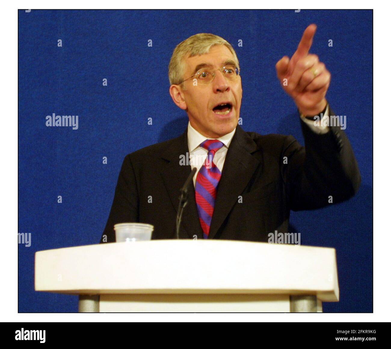 Jack Straw addresses the Press at a weekly government briefing, this ...