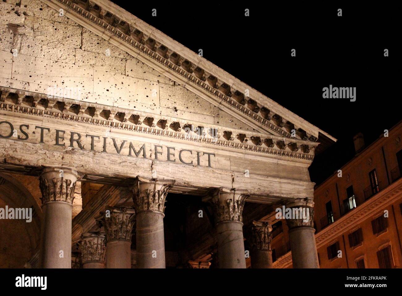 Corner of the Pantheon in Rome, Italy at Night Stock Photo - Alamy