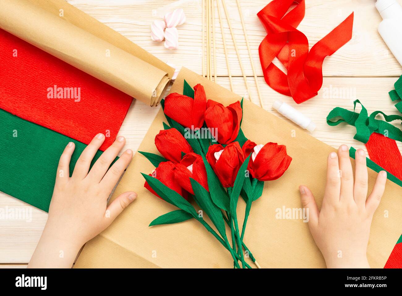 How to make a tulip flower out of paper and marshmallows at home ...