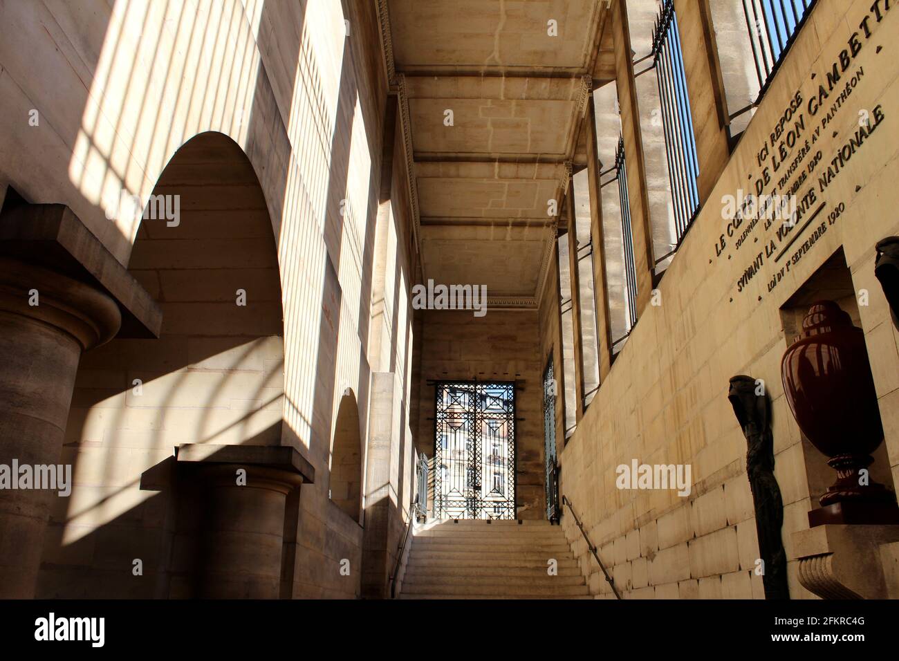 Back of the pantheon hi-res stock photography and images - Alamy