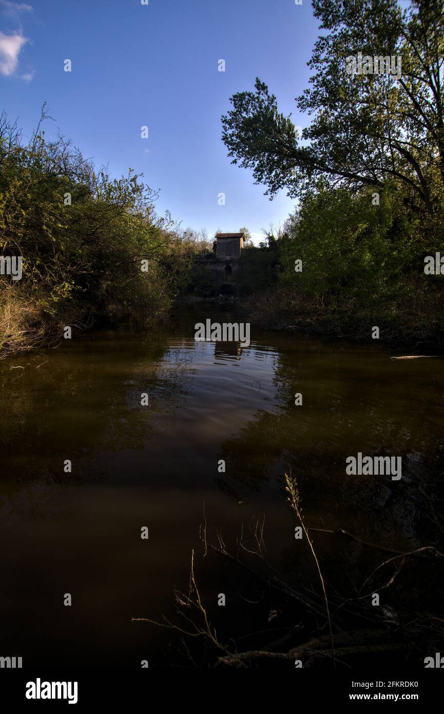 Weir inlet hi-res stock photography and images - Alamy