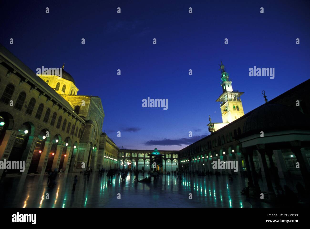 Umayyad Mosque courtyard, Great Mosque of Damascus, Damascus, Syria ...