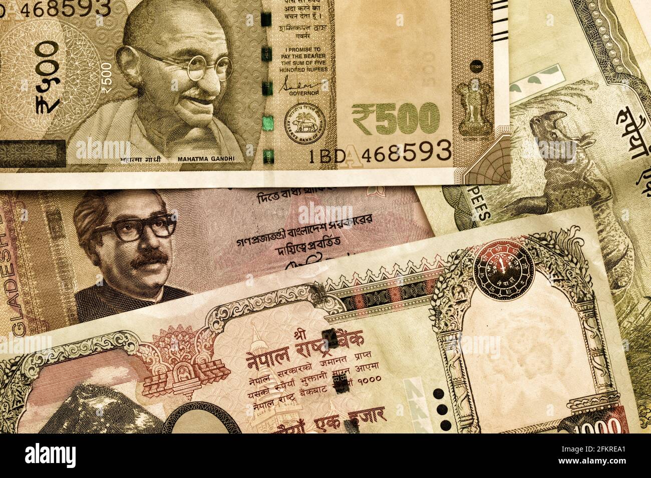 Indian cash hi-res stock photography and images - Alamy