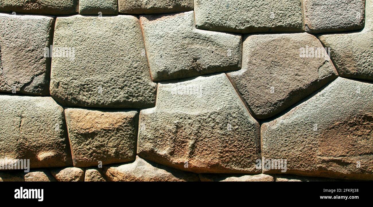 Peru stone construction hi-res stock photography and images - Alamy
