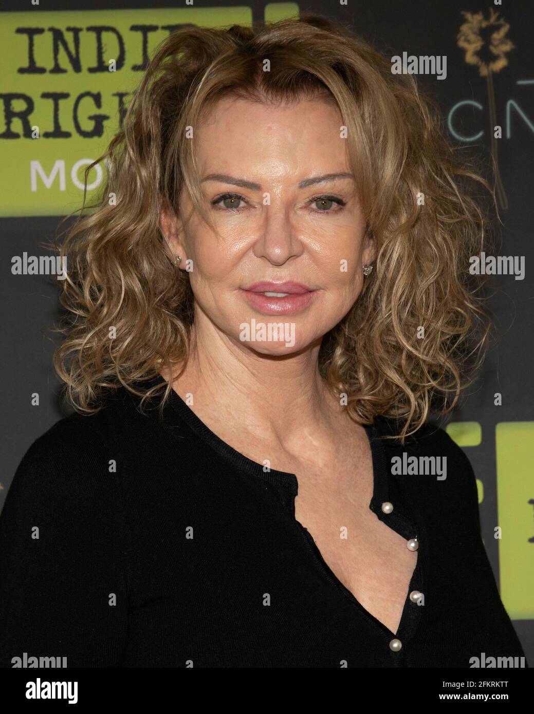 Lara Sharpe's Instagram, Twitter & Facebook on IDCrawl