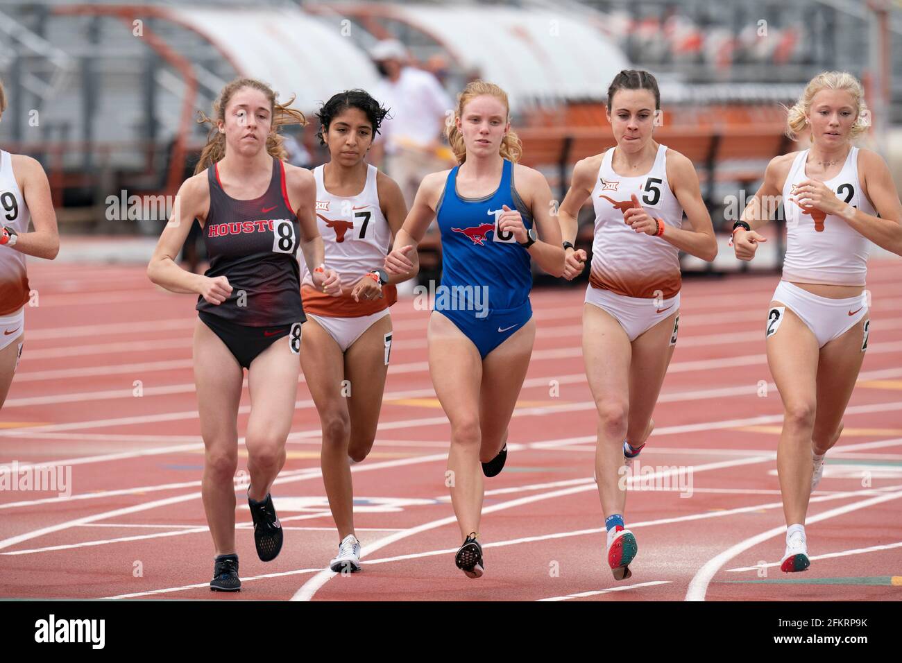 Women 5000 meters hi-res stock photography and images - Alamy