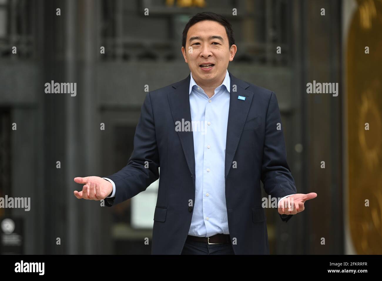 New York Mayoral Candidate Andrew Yang speaks to his campaign ...