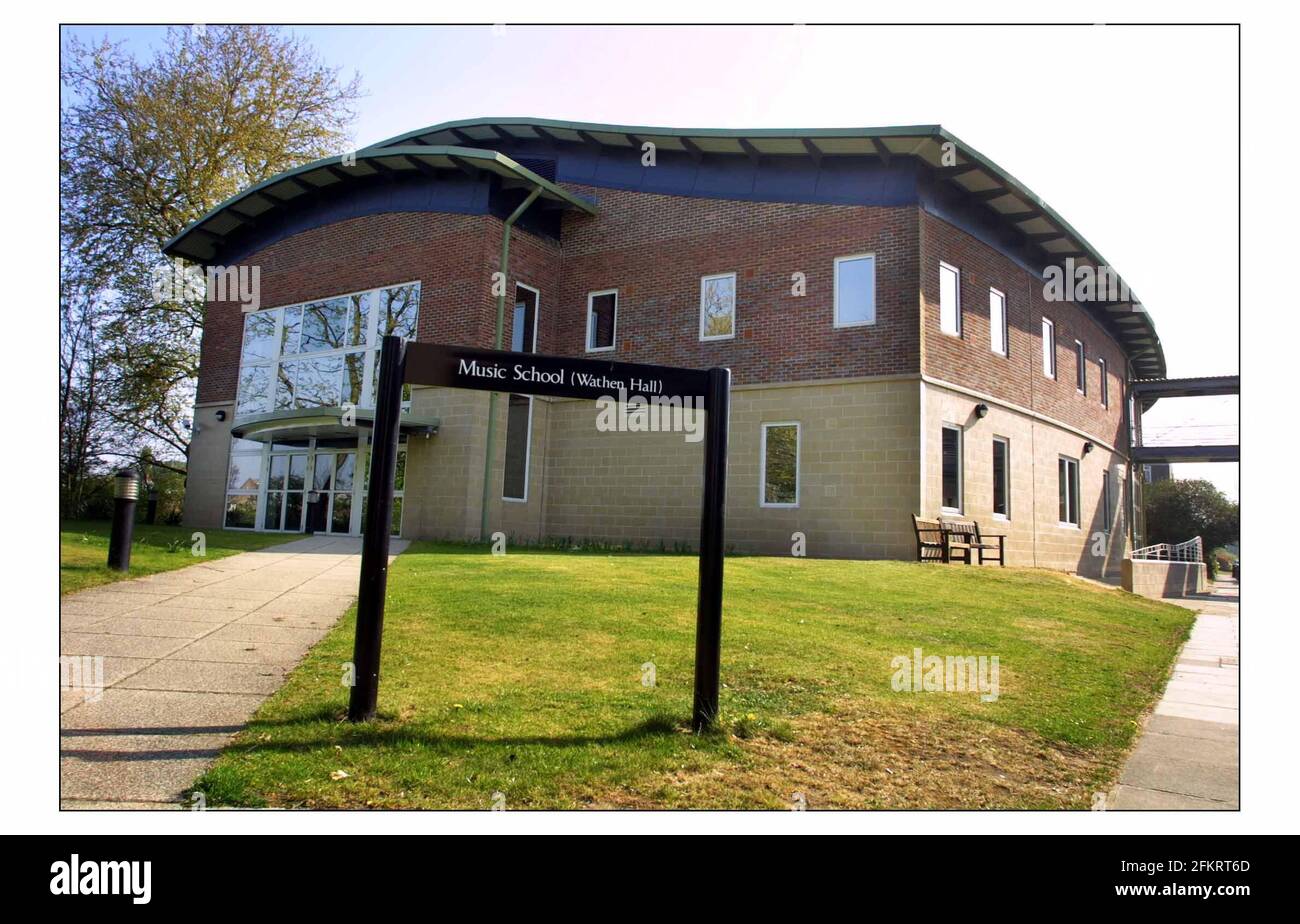 Greenhouse Project...Sir John Collett's statue in St.Pauls school in ...