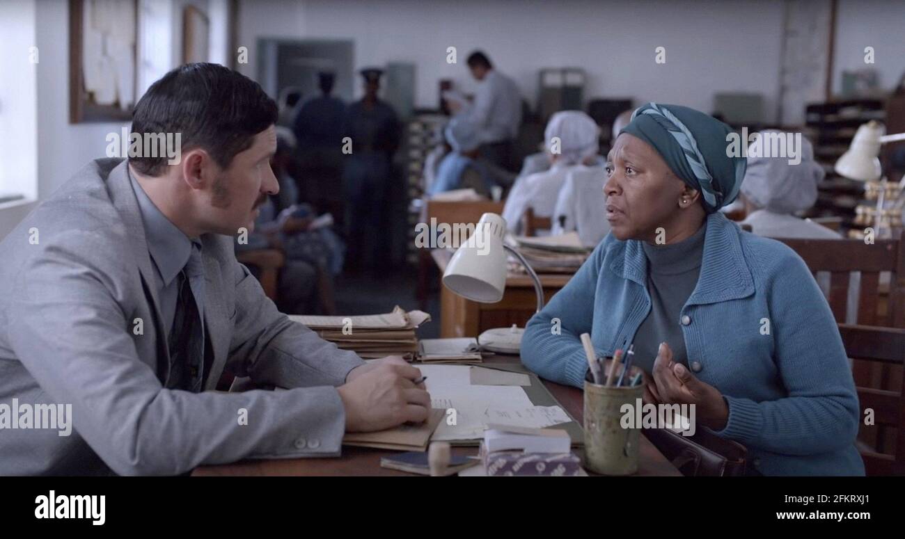 POPPIE NONGENA, Clementine Mosimane (right), 2019. © kykNET Films ...