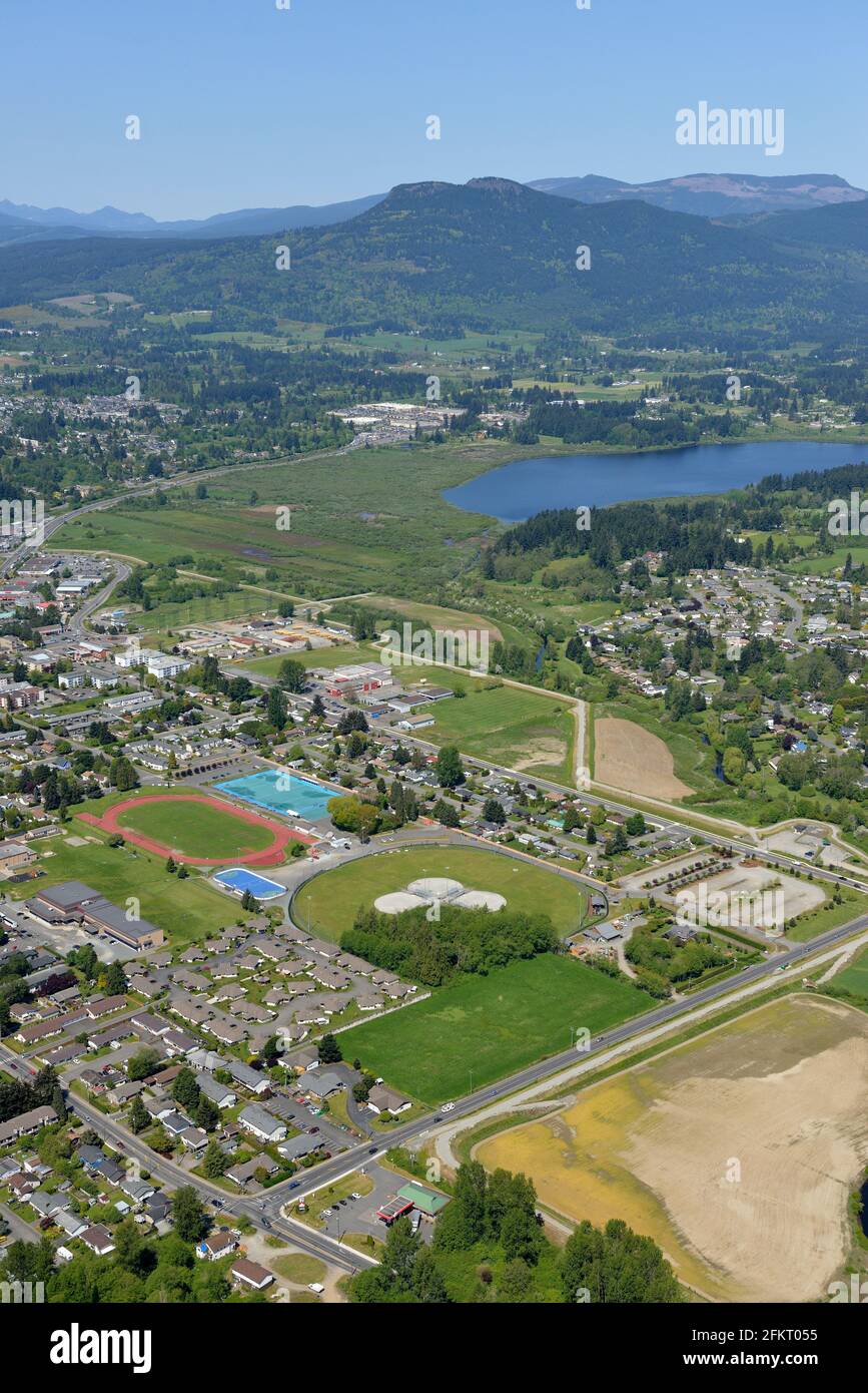 Aerial photograph of Duncan with Somenos Lake in the background ...