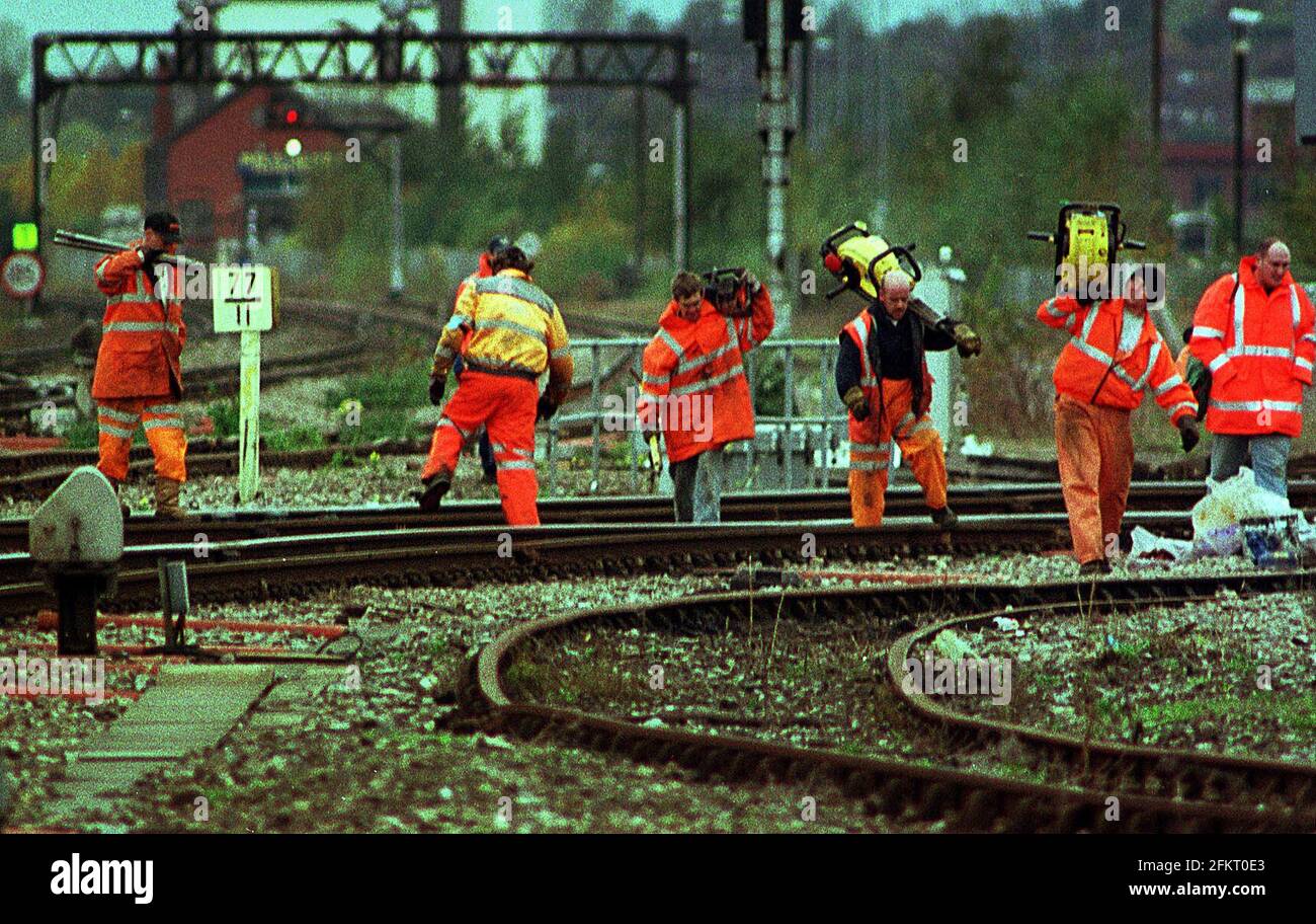 Railway track maintenance being carried out at Swindon Oct 2000 Stock ...
