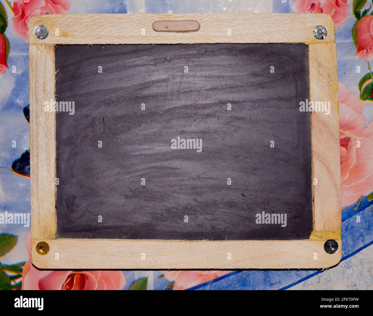 Blank notice board blackboard hi-res stock photography and images - Alamy