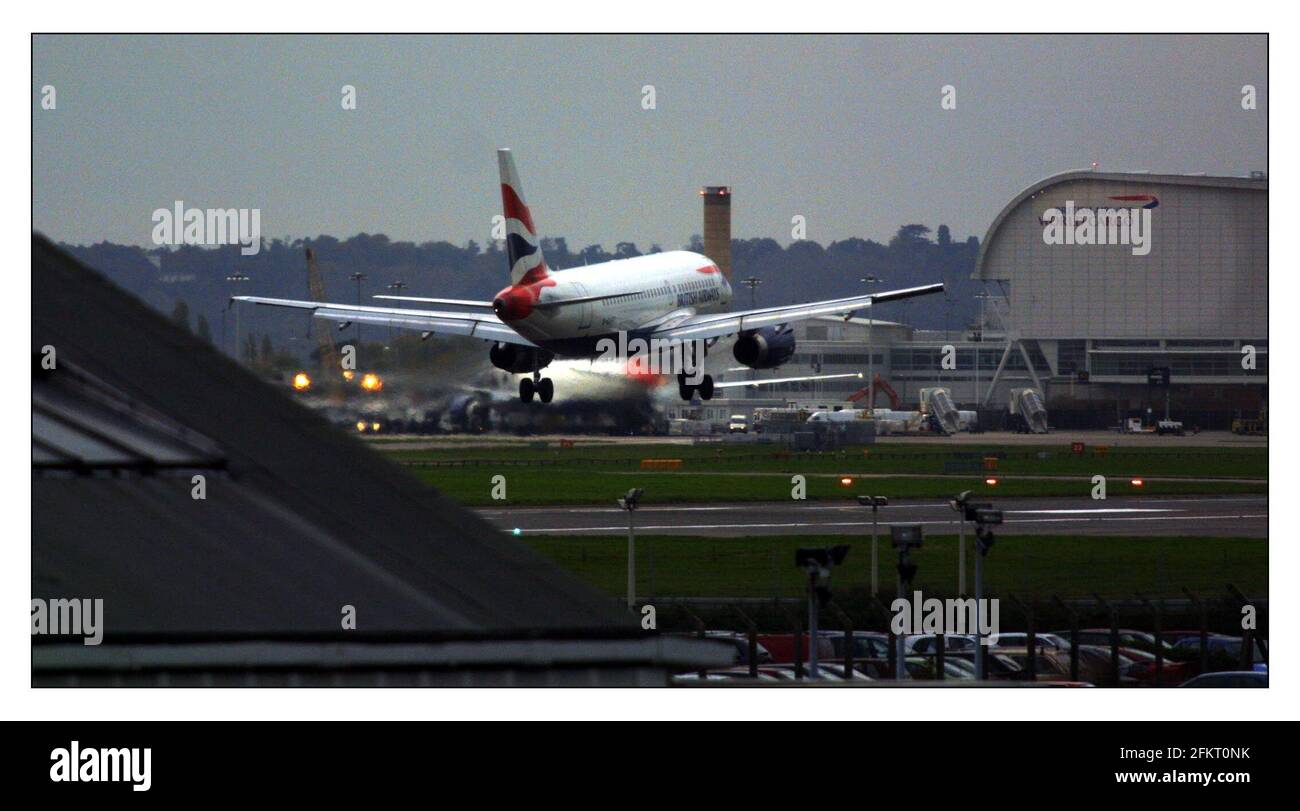 British Airways planes at Heathrow.pic David Sandison 6/11/2001 Stock ...