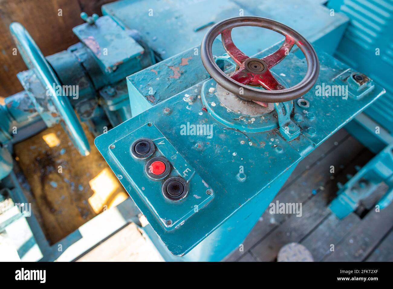 Turntable engine shed hi-res stock photography and images - Alamy