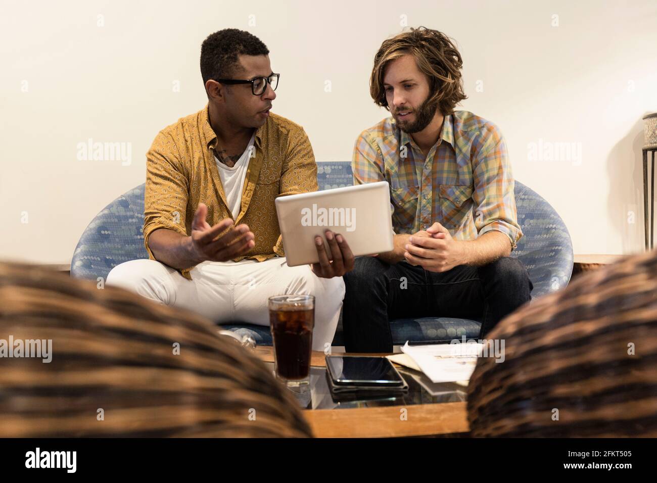 Two men only cafe hi-res stock photography and images - Alamy