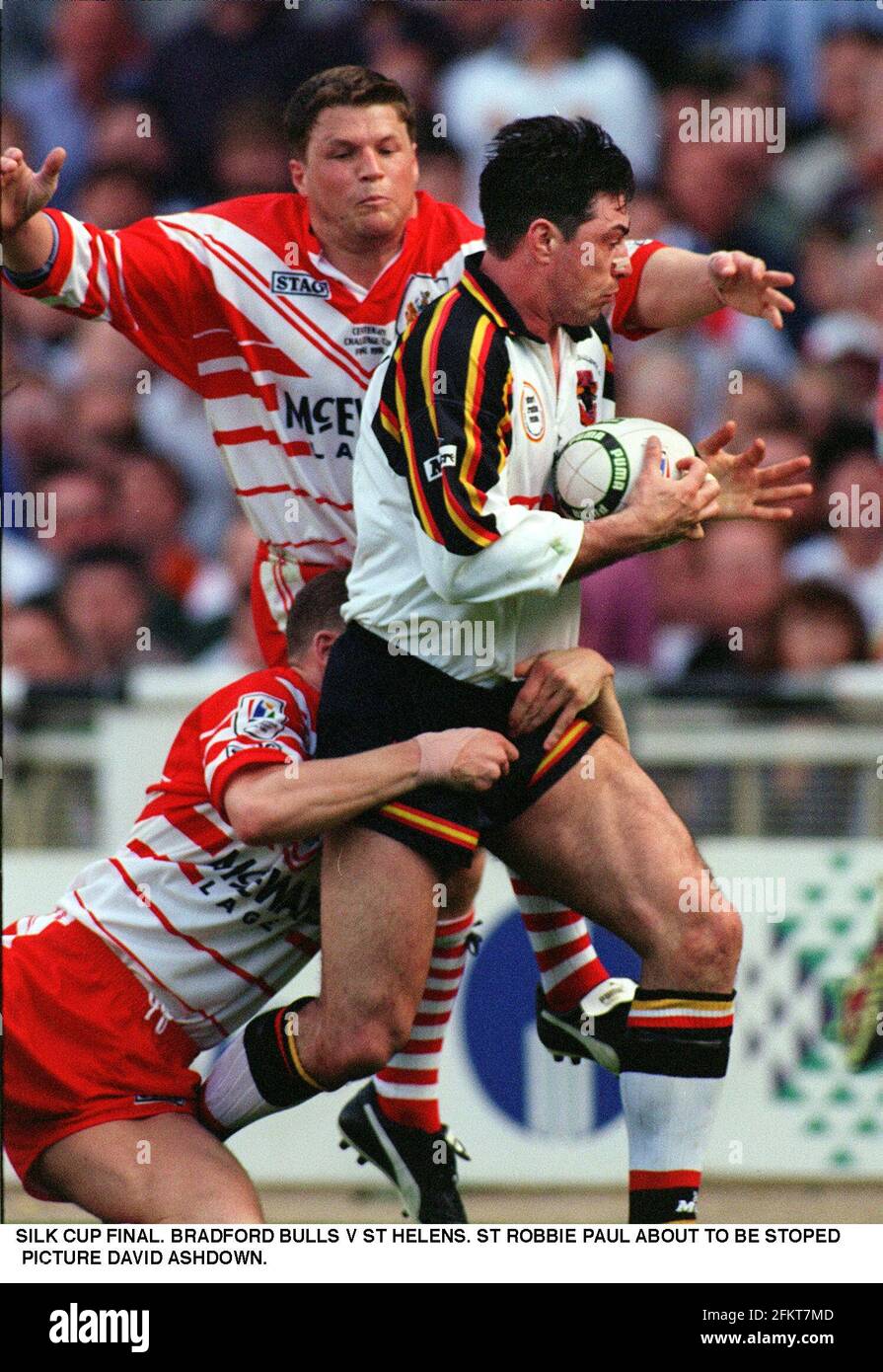 Robbie Paul Bradford Rugby League Player running with the ball Stock ...