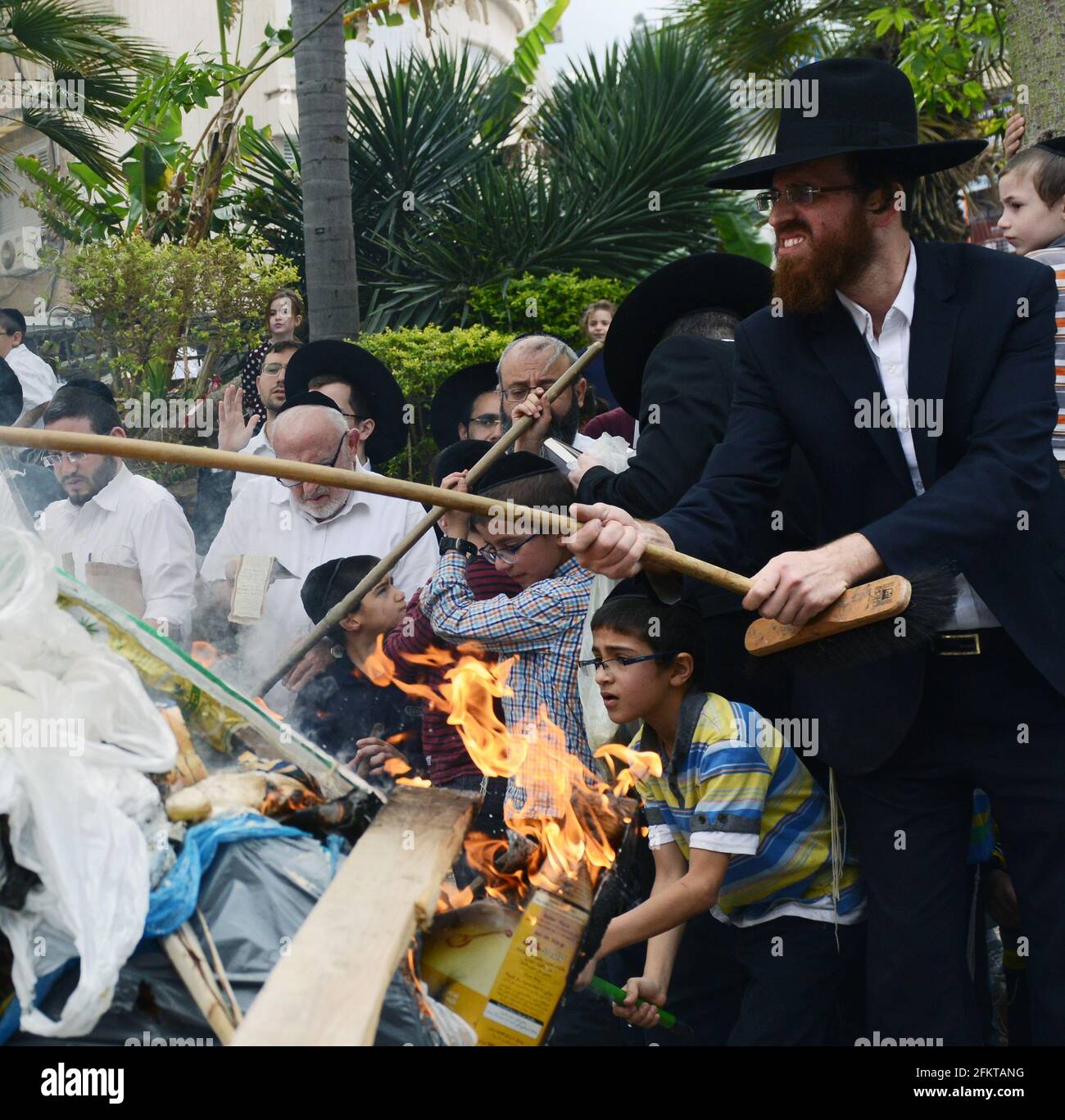 Orthodox Jews burning bread and Chametz as part of the preparations for ...