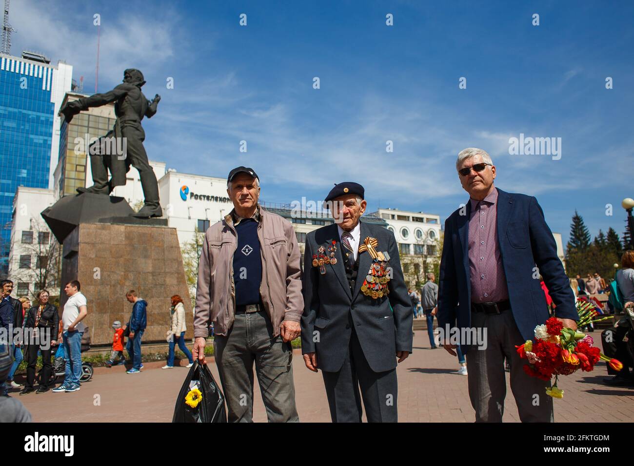 Stalin may day parade hi-res stock photography and images - Alamy