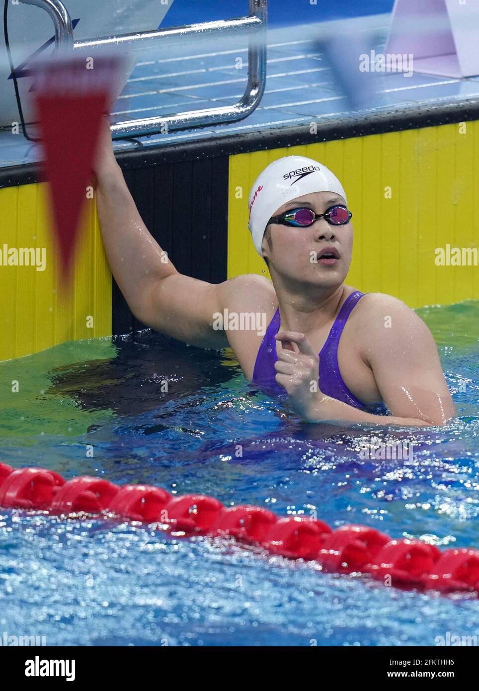 (210504) -- QINGDAO, May 4, 2021 (Xinhua) -- Yu Yiting of Zhejiang ...