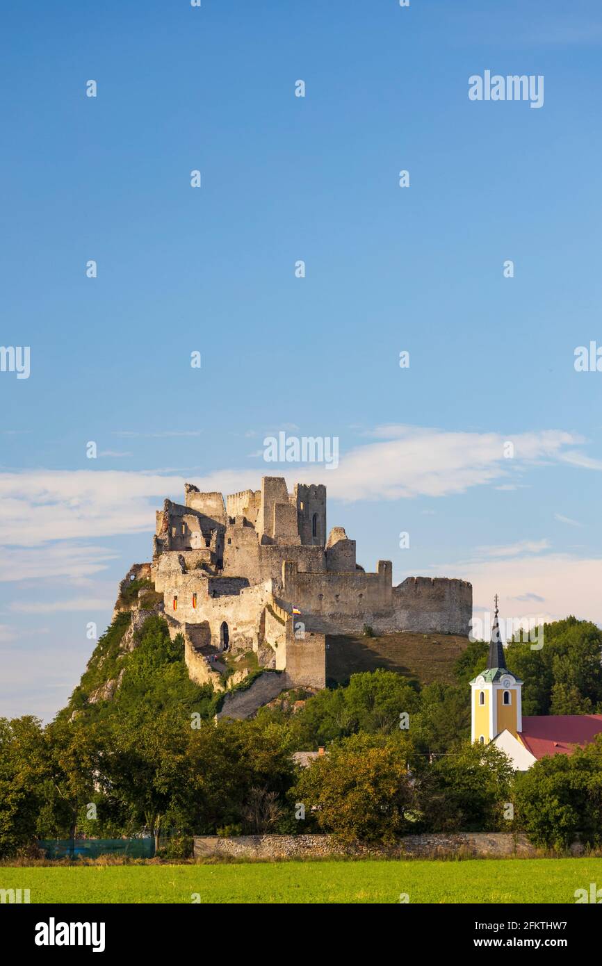 Ruins of Beckov castle, Slovakia Stock Photo - Alamy