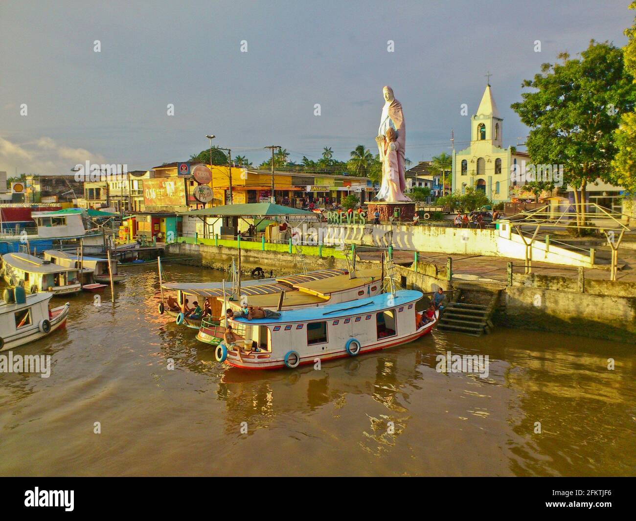 Amazon rainforest brazil landscape hi-res stock photography and images ...