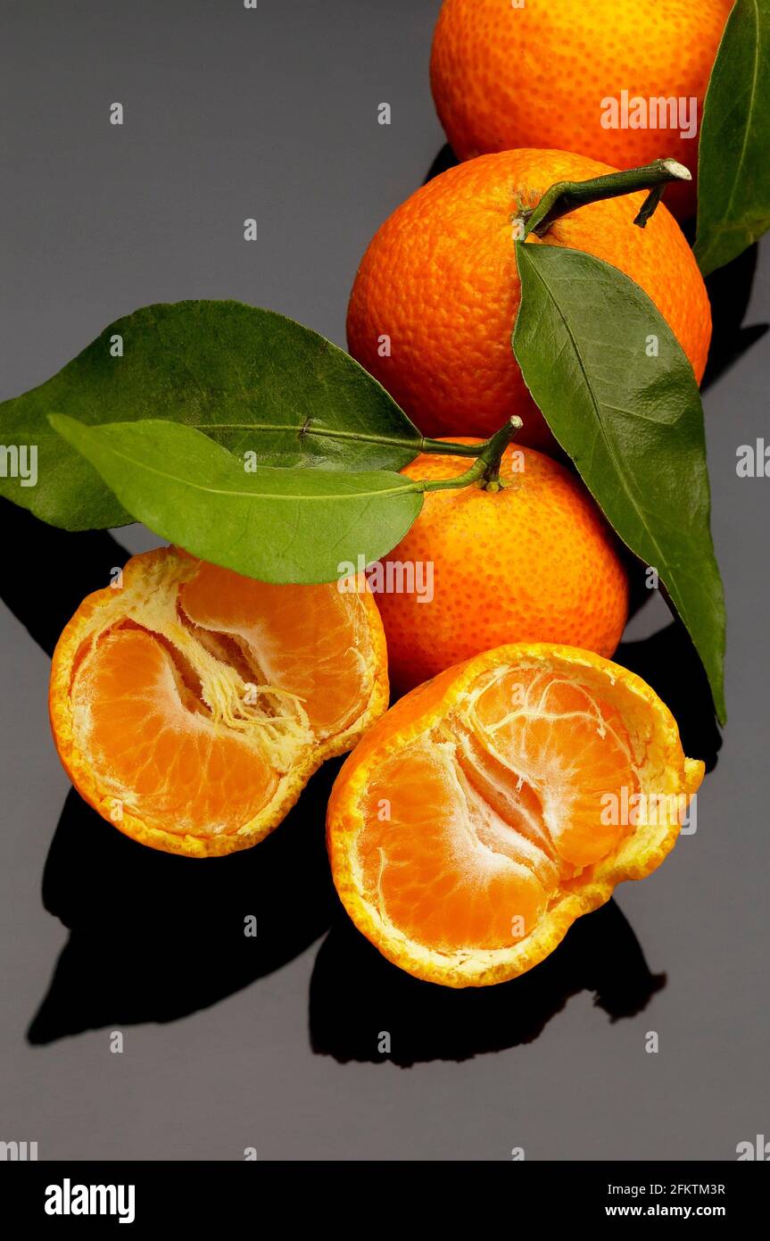 Orange and tangerine hi-res stock photography and images - Alamy