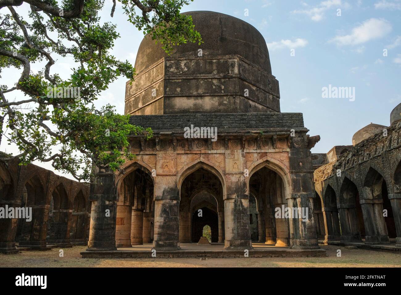 Moghul monument hi-res stock photography and images - Alamy