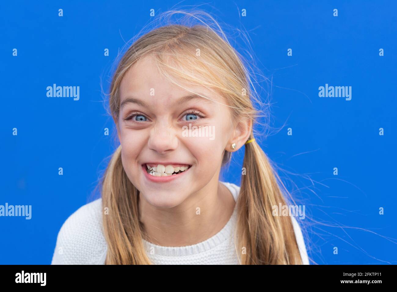 Young cute face hi-res stock photography and images - Alamy