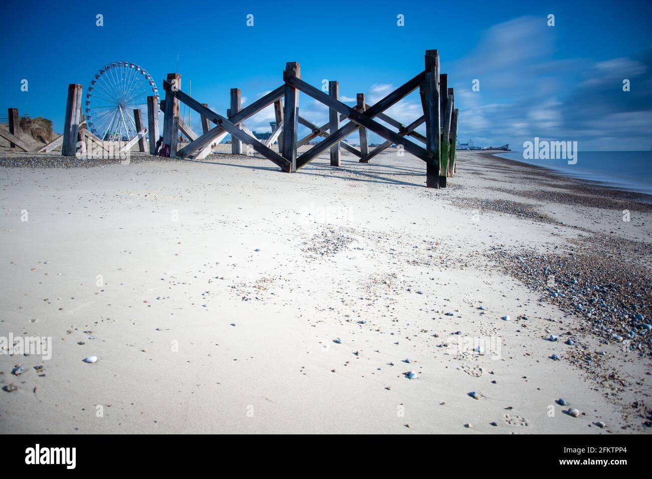 Wellington pier, Great Yarmouth beach Stock Photo - Alamy