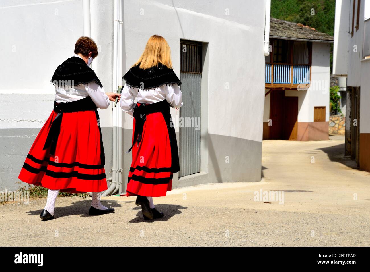 Women with traditional costumes in A Ermida, Quiroga, Lugo, Spain Stock ...