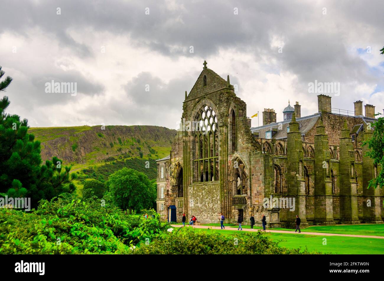Augustinian holyrood abbey hi-res stock photography and images - Alamy