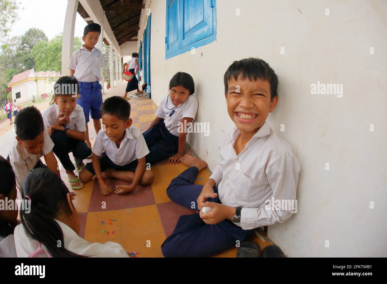 Student primary school cambodia hi-res stock photography and images - Alamy