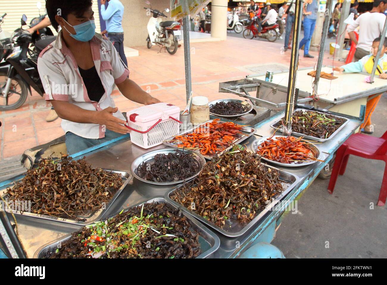 Cambodian spider market hi-res stock photography and images - Alamy