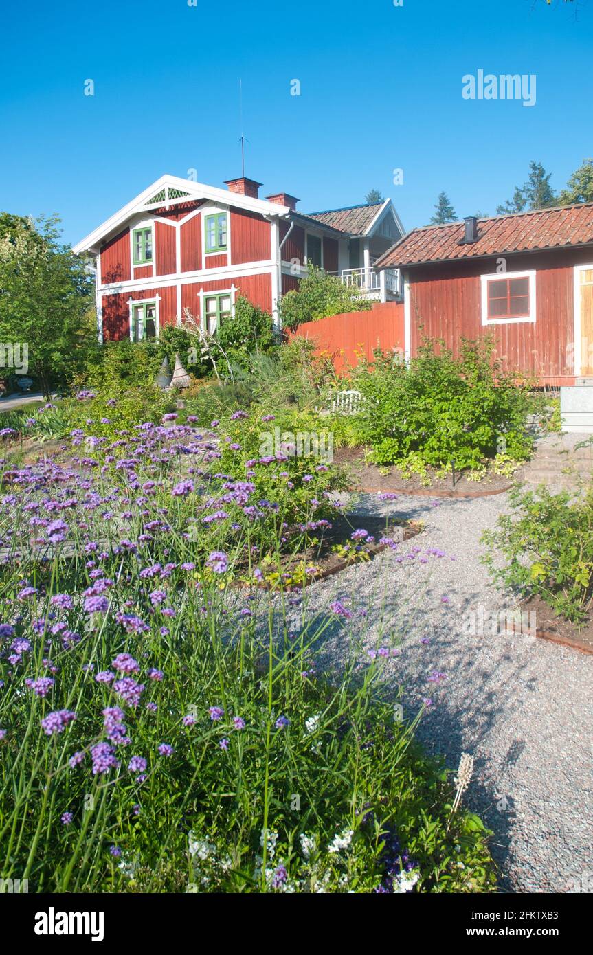 Traditional swedish farm house hi-res stock photography and images - Alamy